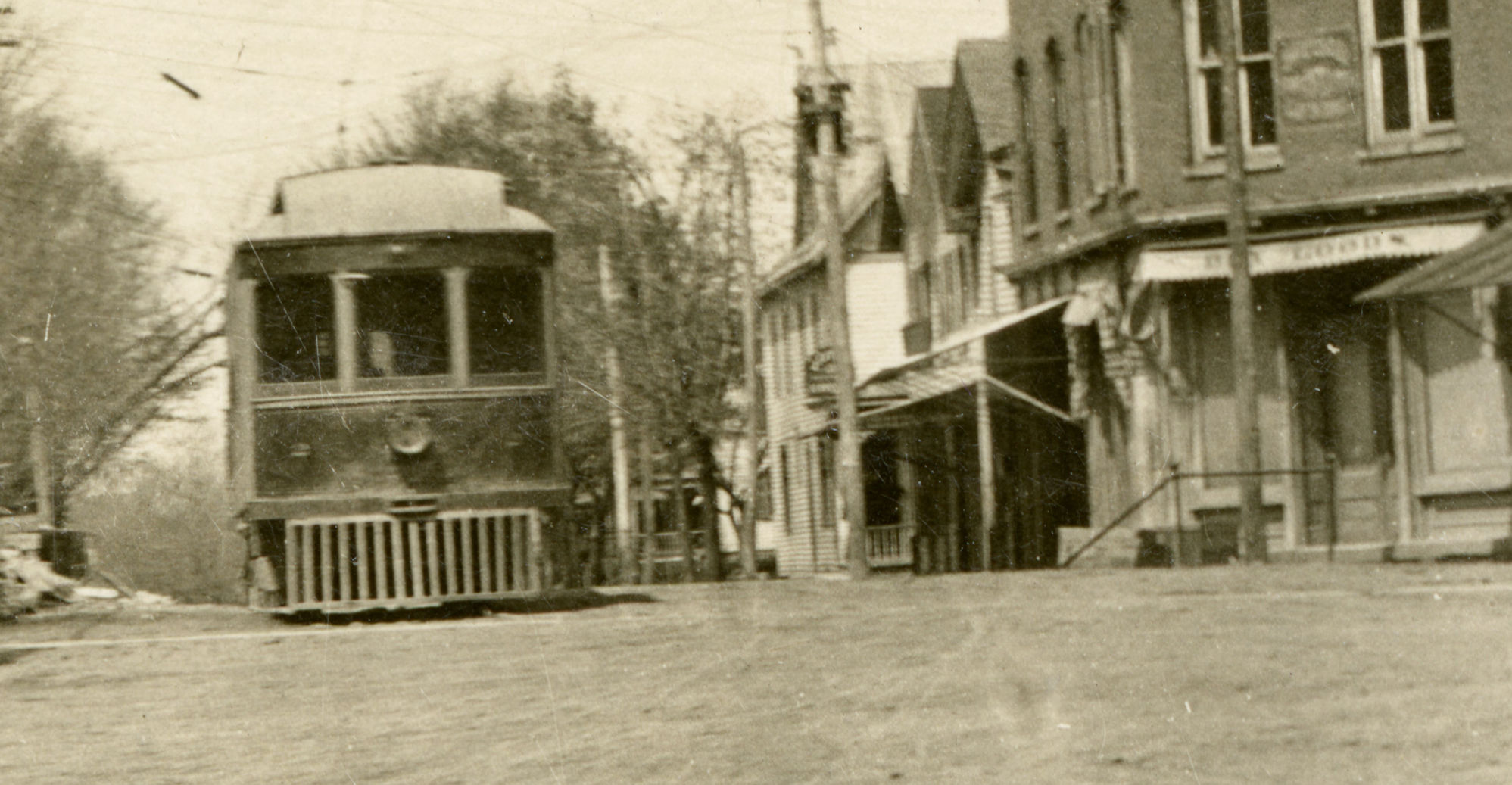 Interurban streetcar connected through Plymouth in 1907