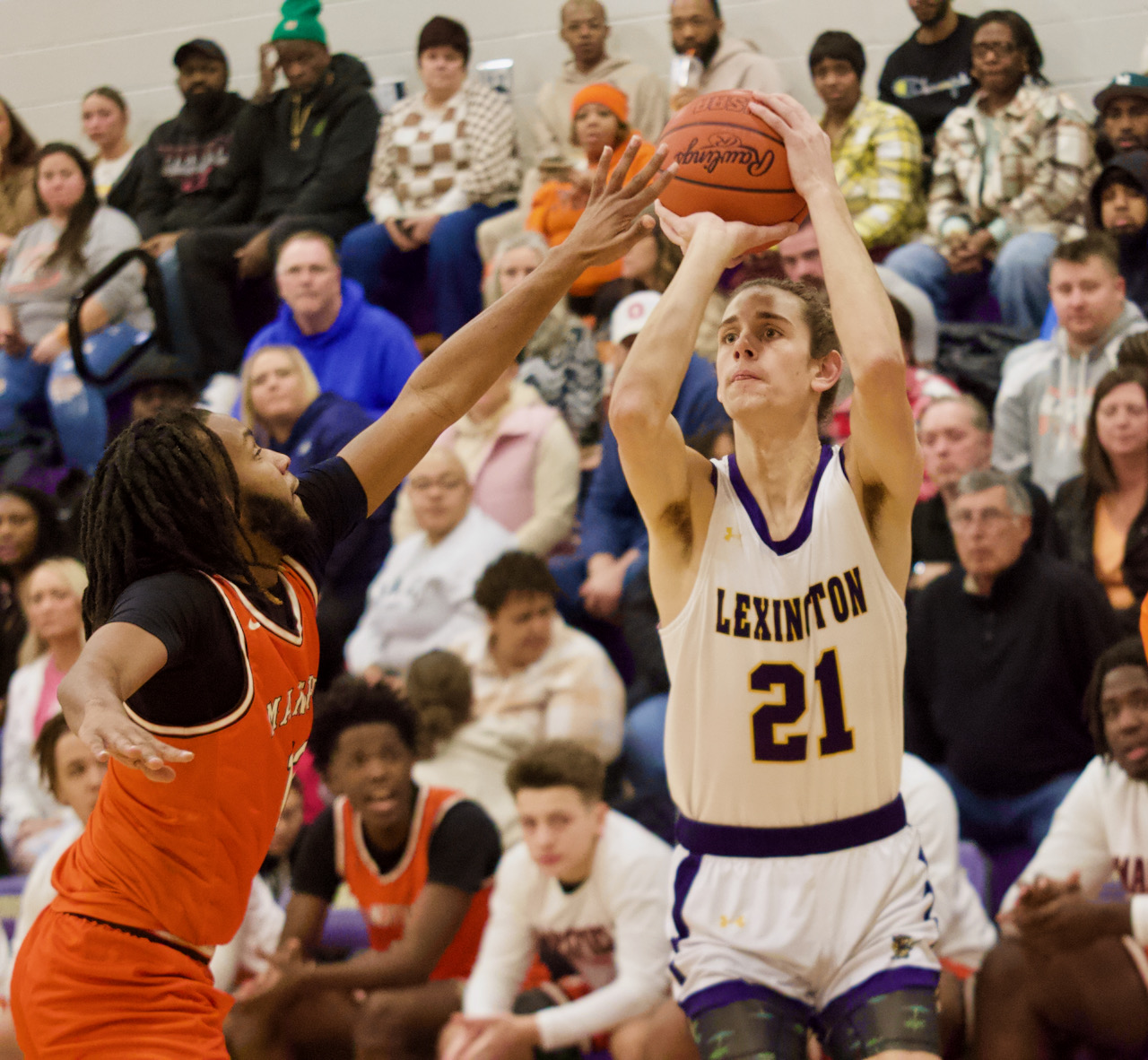 Hudson leads Lexington past Mansfield Senior in OCC showdown